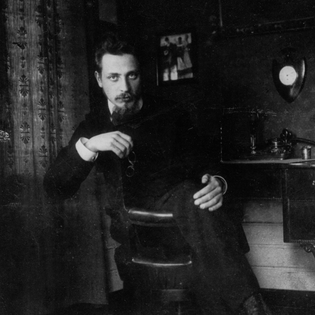 “Archaic Torso of Apollo” by Rainer Maria Rilke - Read Me a Poem | Acast