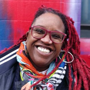 325 - Ninia Benjamin - The Comedian's Comedian Podcast | Acast