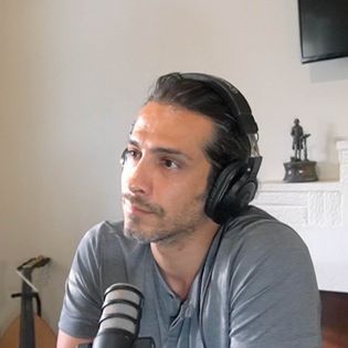 EP 83 - Arash Mir | زندگی - Tabaghe 16 طبقه | Acast