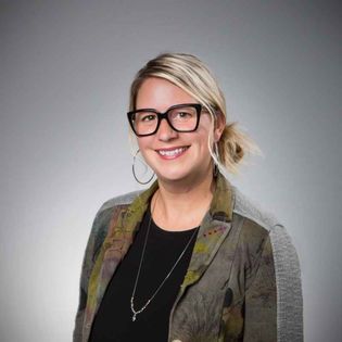 #680 - Stephanie Allard | Directrice générale de la Chambre de commerce ...