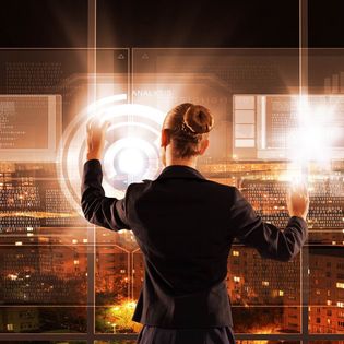 Episode 9: Avanade: How to be an AI-first CEO – with Pamela Maynard ...